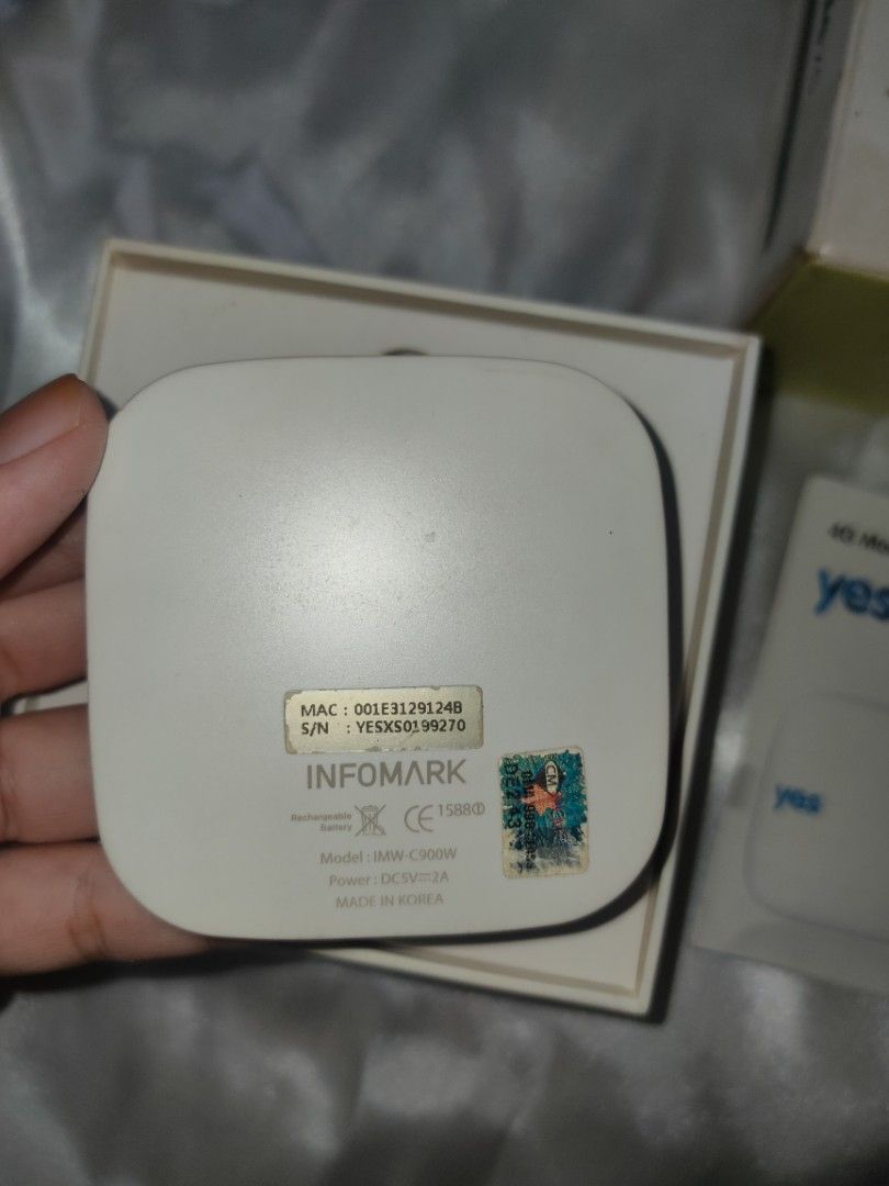 Yes Huddle Xs 4G Mobile Hotspot, Mobile Phones & Gadgets, Other Gadgets ...