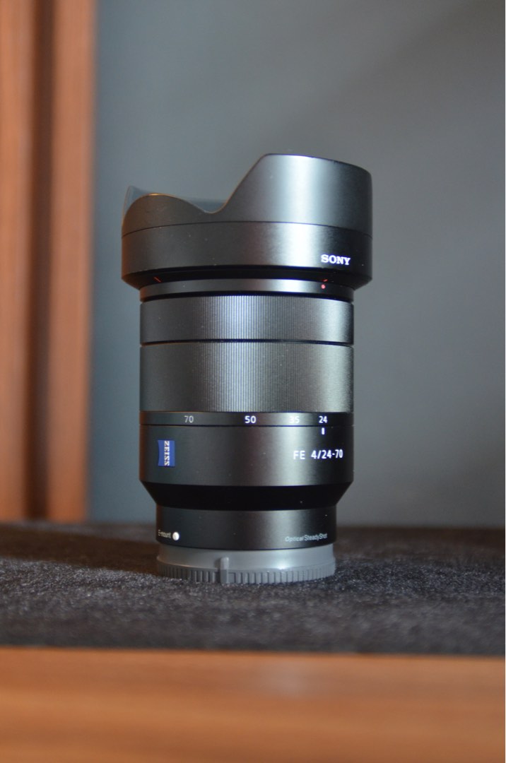 Sony FE 24-70mm F4 Zeiss lense, Photography, Lens & Kits on Carousell