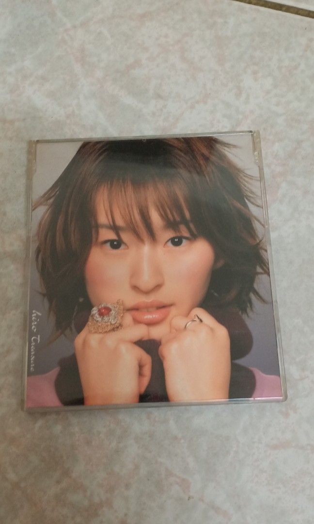 超絕版2001年 Speed 島袋寬子 hiro 單曲Cd Treasure 艾迴唱片, 書籍、休閒與玩具, 樂器、音樂相關, CD、DVD在旋轉拍賣