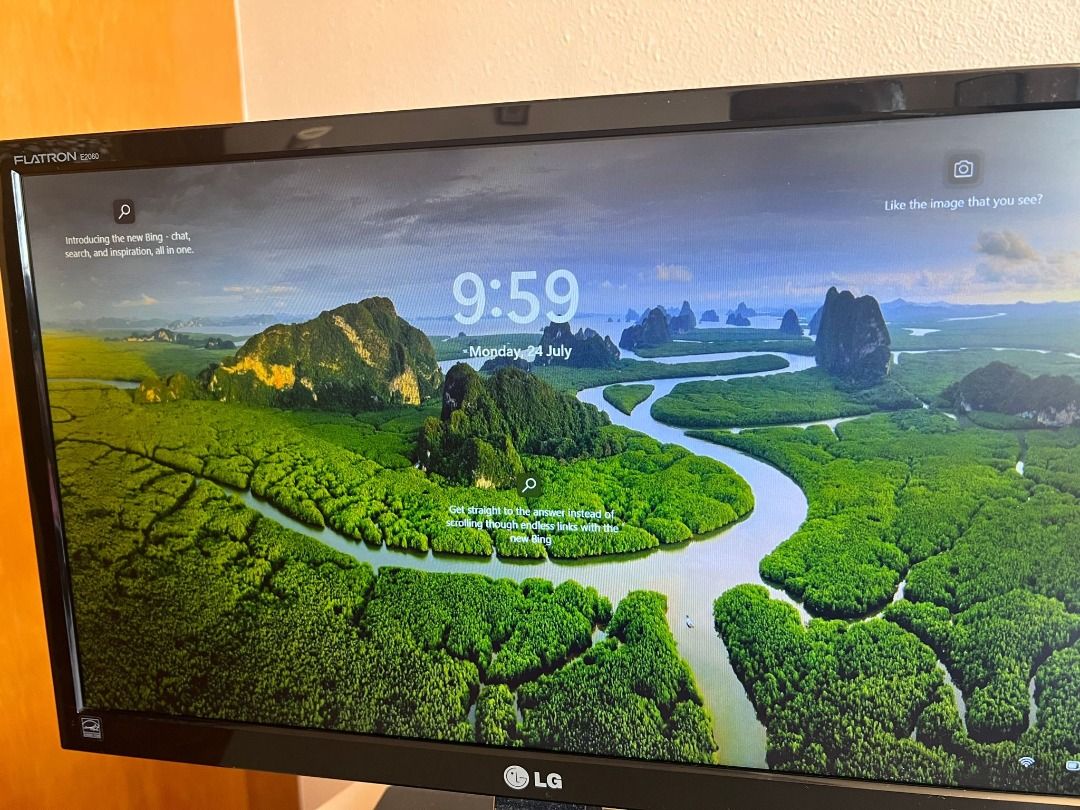 20 inch monitor, LG Flatron E2060T, Computers & Tech, Parts ...