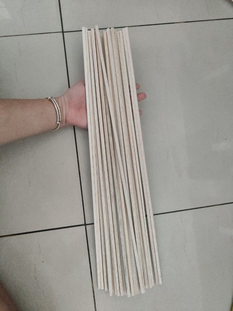 5mm x 5mm Good quality Balsa wood (50cm long), Hobbies & Toys ...