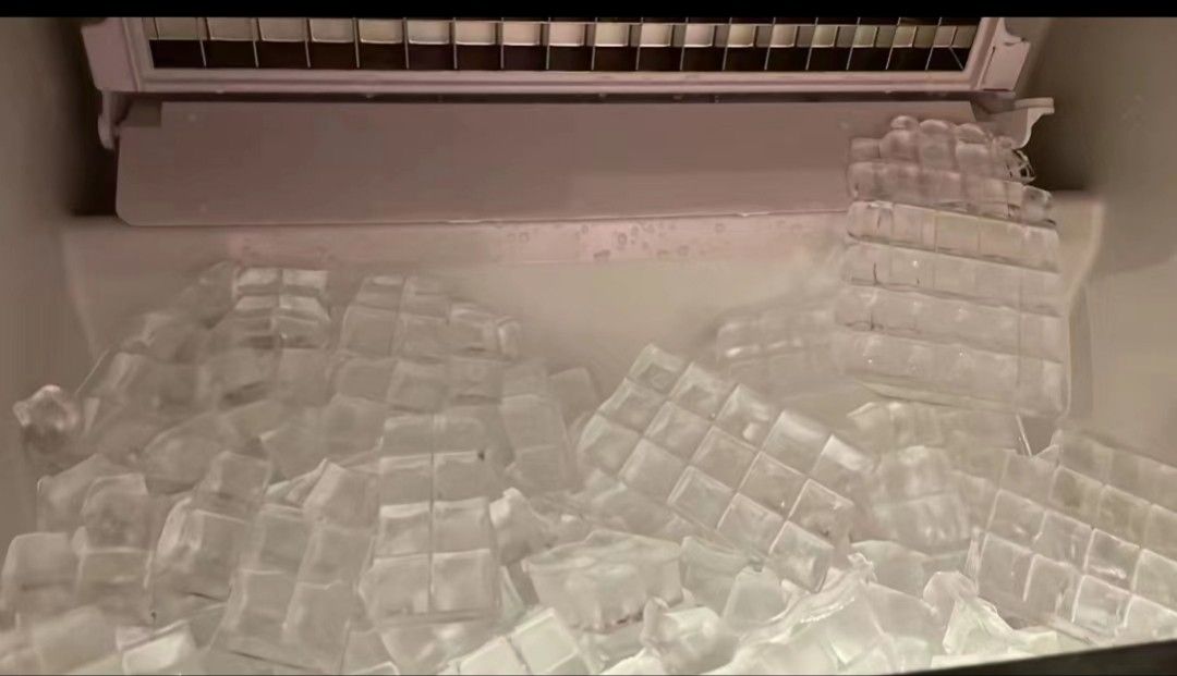 80kg ice maker, TV & Home Appliances, Kitchen Appliances, Refrigerators ...