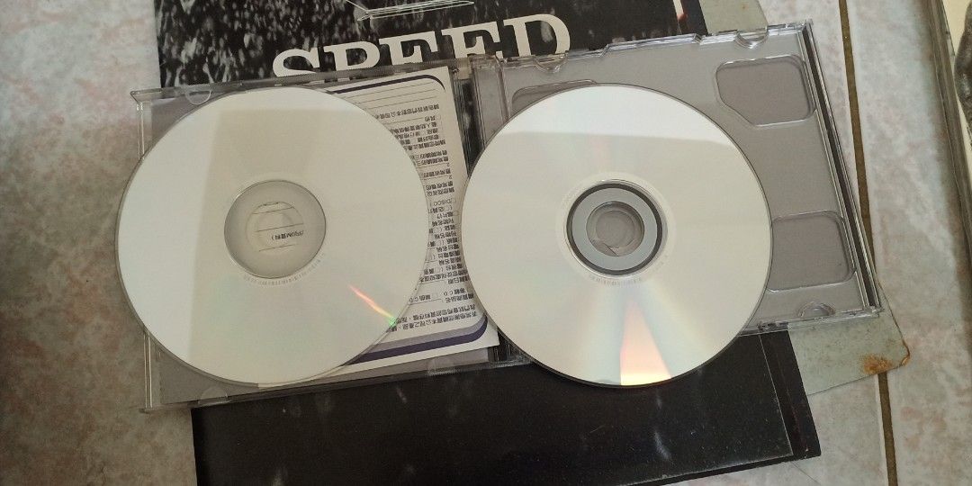 超絕版 千禧年2000年 Speed 日本女子團體 最後演唱會 艾迴唱片 限量VCD及寫真集 （一起售出）, 書籍、休閒與玩具, 樂器、音樂相關, CD、DVD在旋轉拍賣