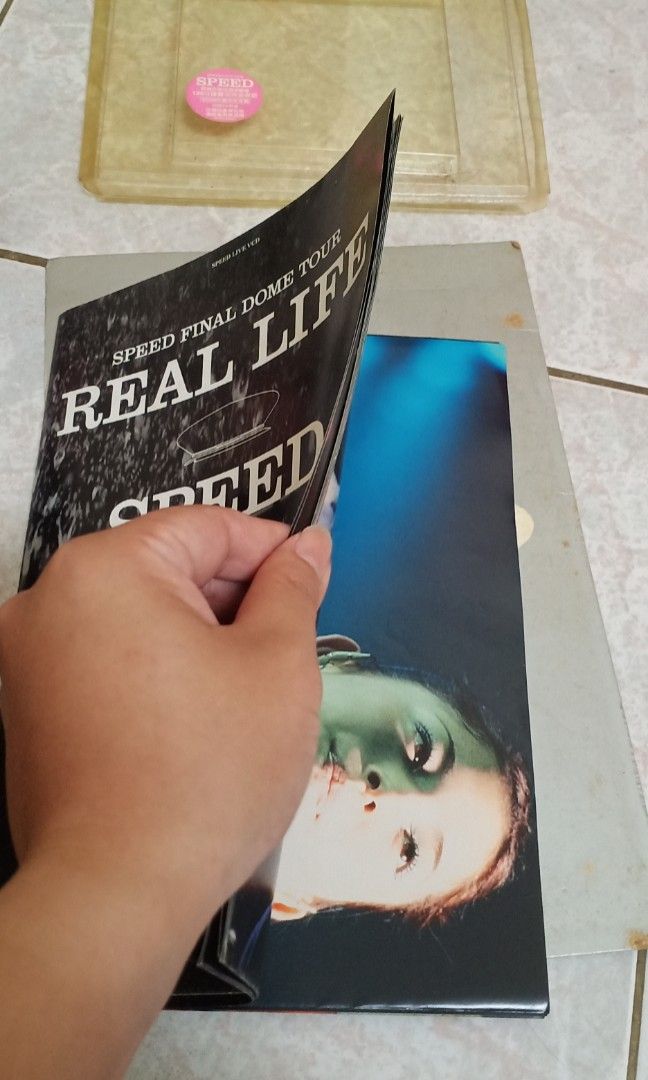 超絕版 千禧年2000年 Speed 日本女子團體 最後演唱會 艾迴唱片 限量VCD及寫真集 （一起售出）, 書籍、休閒與玩具, 樂器、音樂相關, CD、DVD在旋轉拍賣