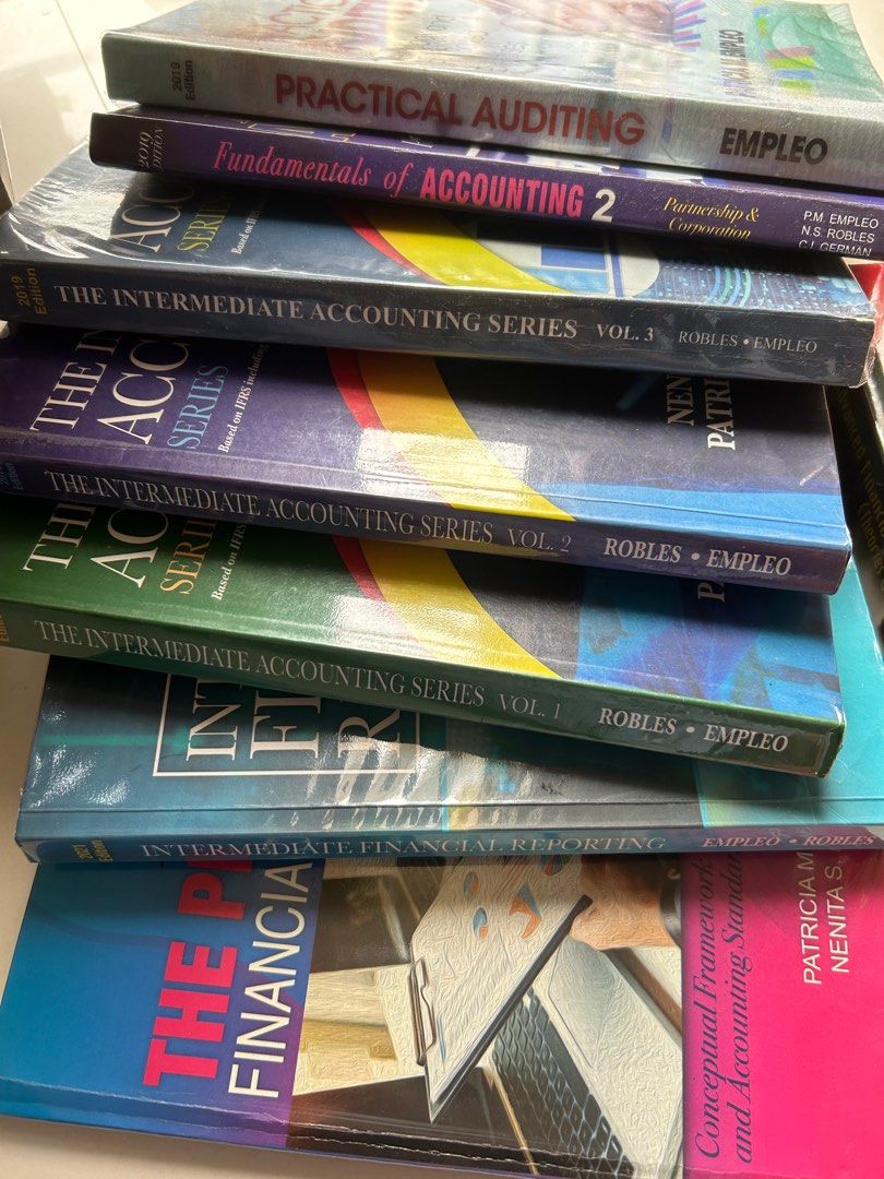 ACCOUNTING BOOKS, Hobbies & Toys, Books & Magazines, Textbooks on Carousell