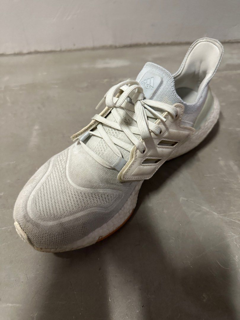 Adidas white Ultraboost 23, Men's Fashion, Footwear, Sneakers on Carousell