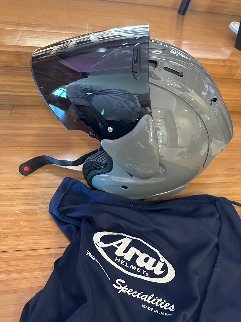 Arai VZ Ram Grey 55.56CM, Motorcycles, Motorcycle Apparel on Carousell