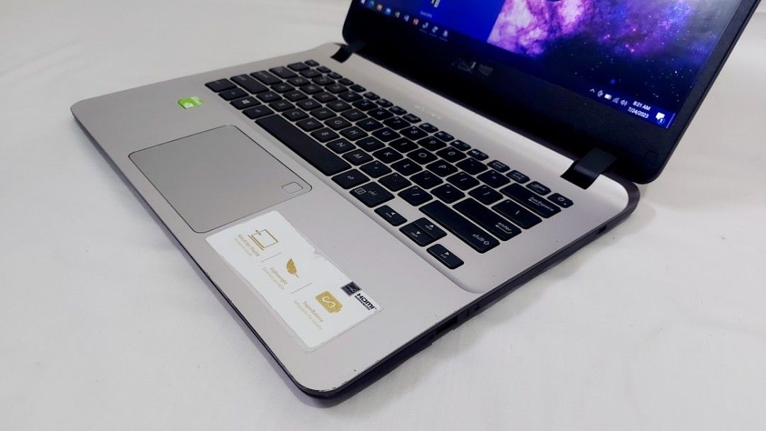 Asus Vivobook 14 X407UF Intel Core I5-8250U 8th Gen (8 CPU'S OCTACORE) 4GB Ram DDR4 Upgradable ...