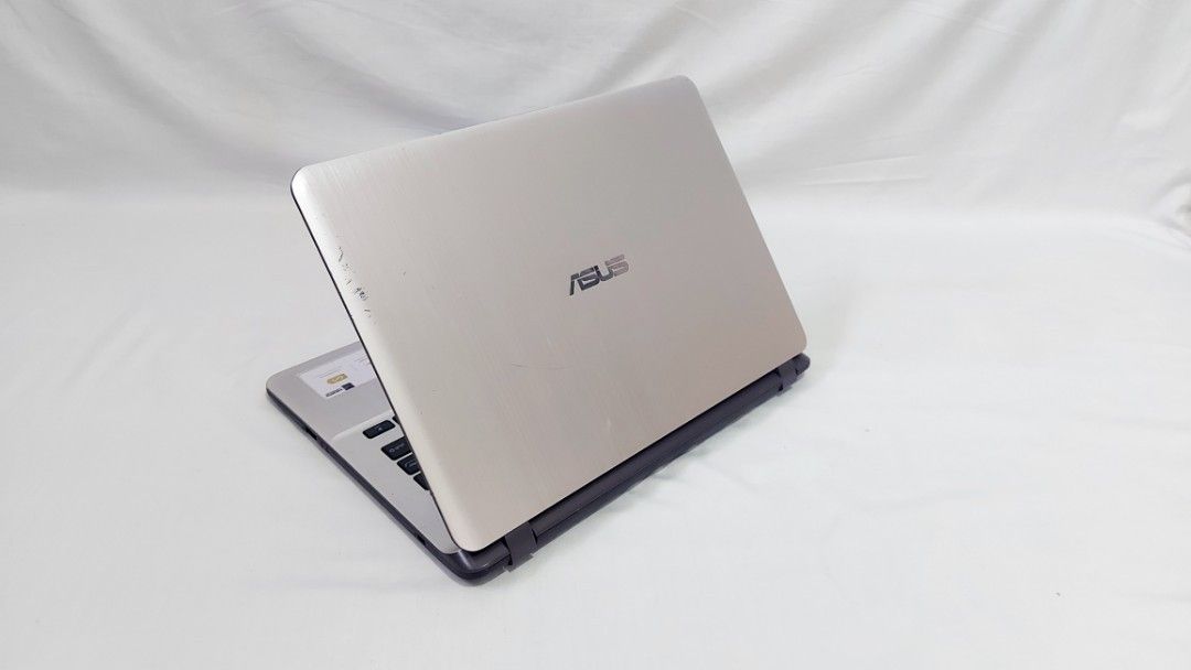 Asus Vivobook 14 X407UF Intel Core I5-8250U 8th Gen (8 CPU'S OCTACORE) 4GB Ram DDR4 Upgradable ...