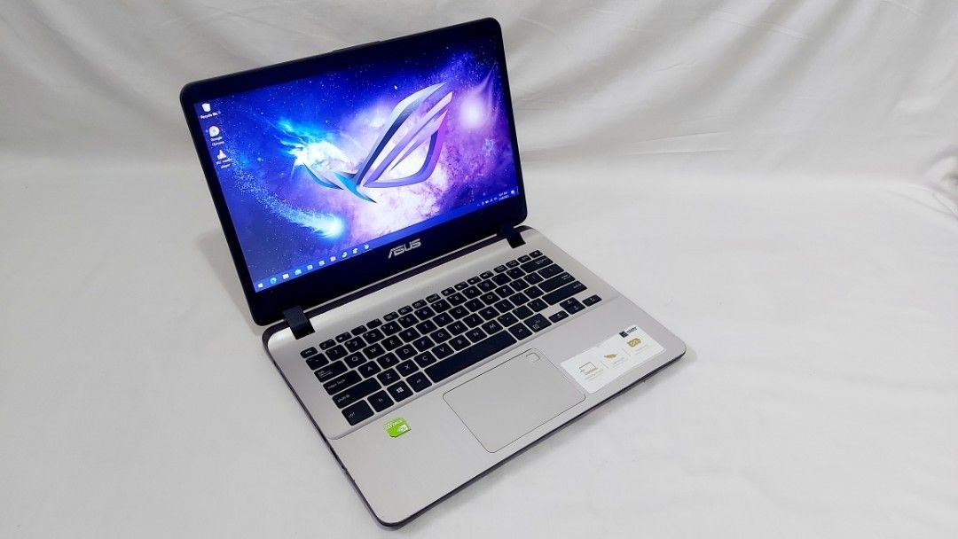 Asus Vivobook 14 X407UF Intel Core I5-8250U 8th Gen (8 CPU'S OCTACORE) 4GB Ram DDR4 Upgradable ...