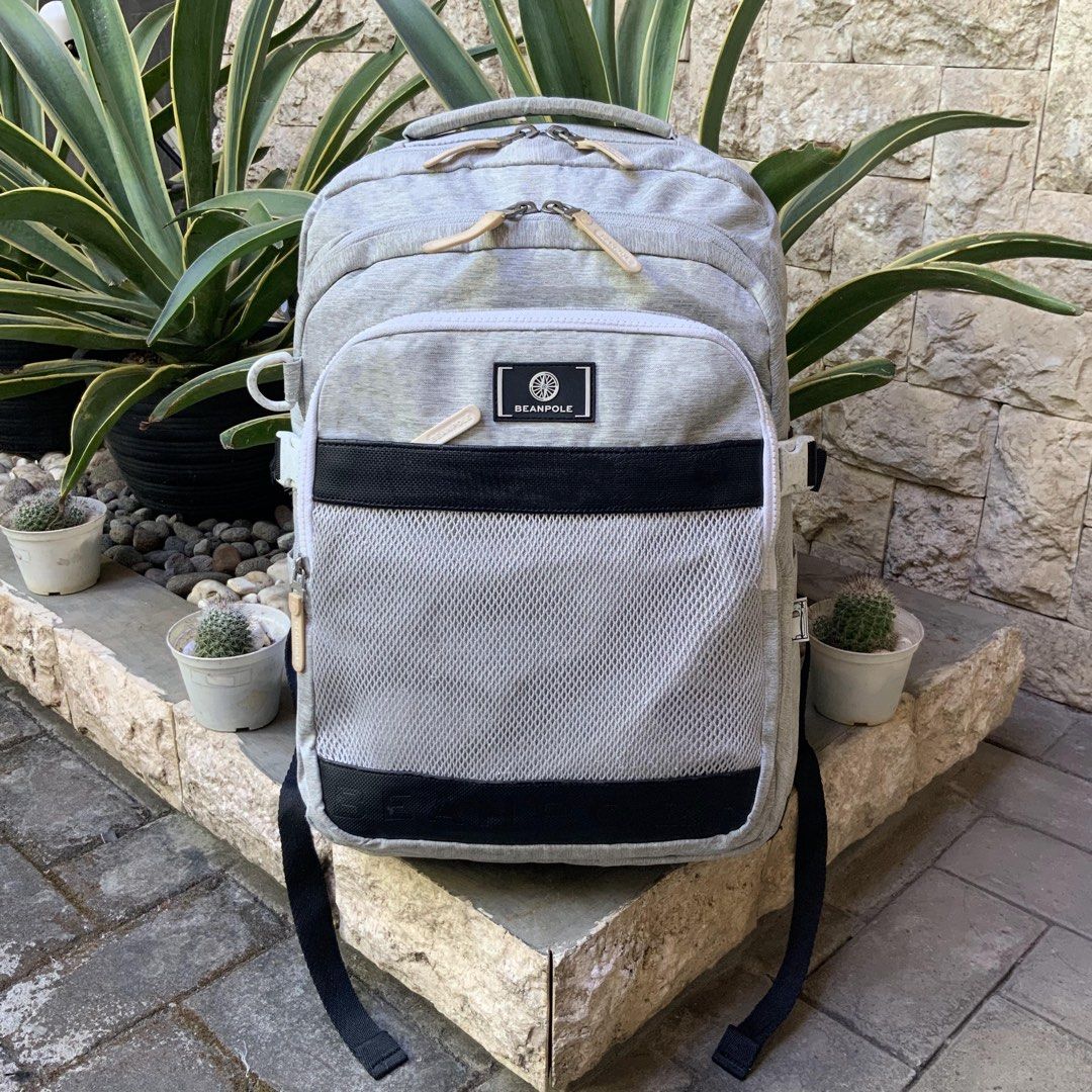 BEANPOLE OUTDOOR BACKPACK LIGHT GREY, Fesyen Pria, Tas & Dompet ...