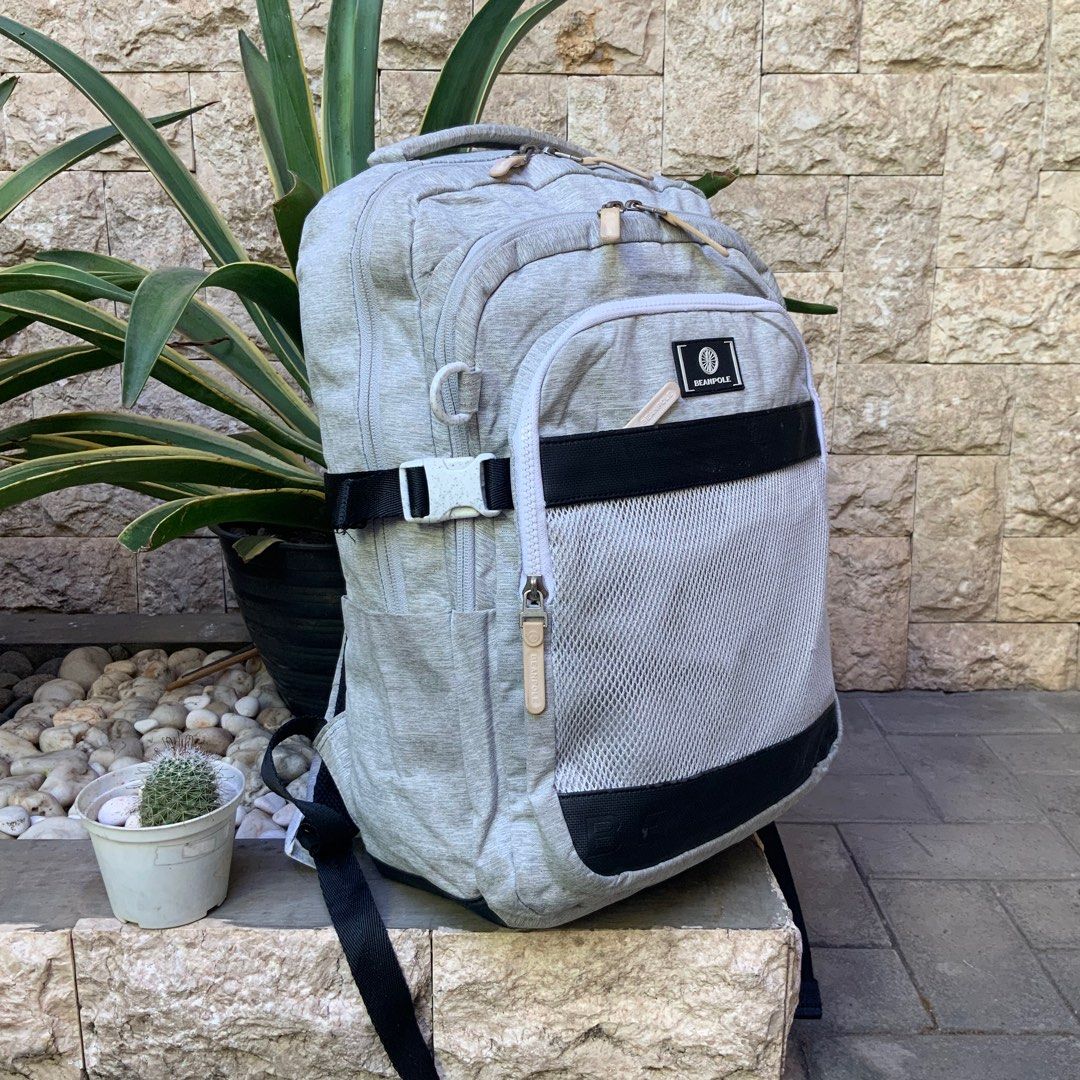 BEANPOLE OUTDOOR BACKPACK LIGHT GREY, Fesyen Pria, Tas & Dompet ...