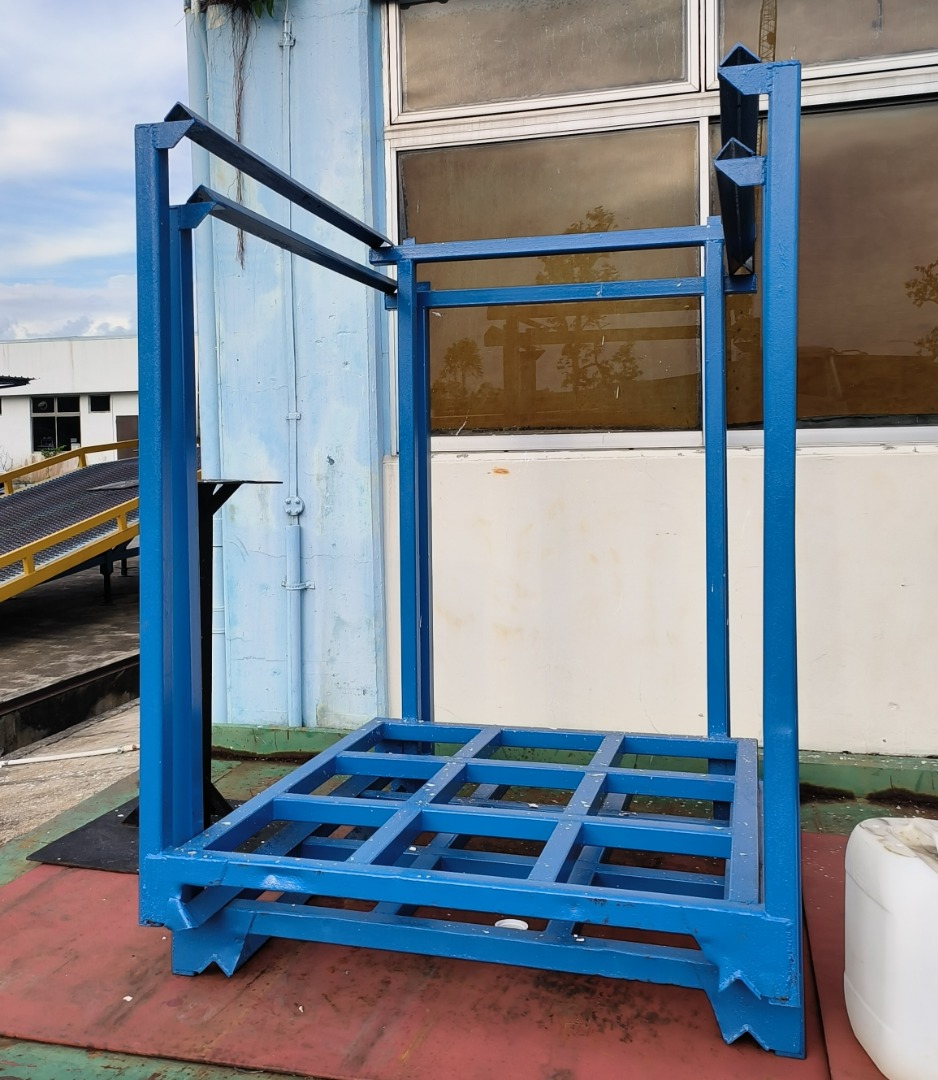 Blue Pallet Rack, Furniture & Home Living, Furniture, Shelves, Cabinets ...