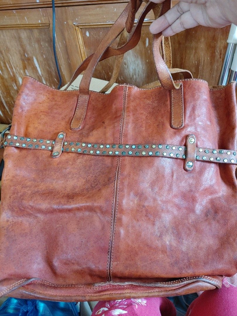 Campomaggi teodorano tote bag burgundy two way sling, Women's Fashion ...