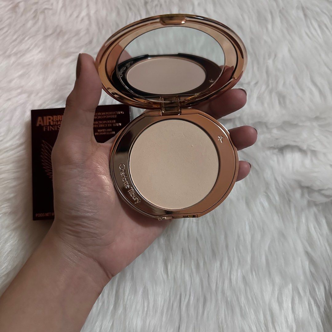 Charlotte Tilbury Powder on Carousell