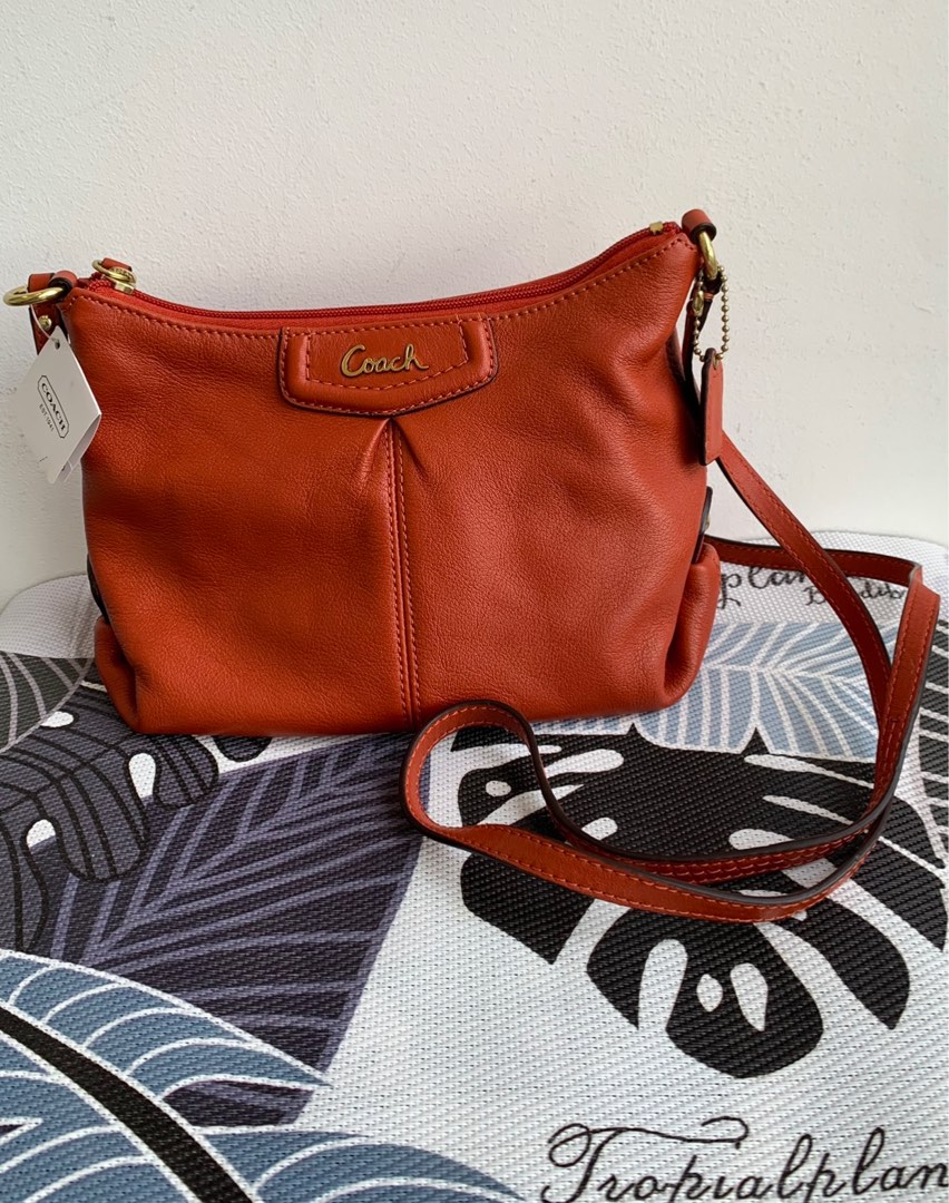 Coach Ashley Leather Swingpack F48121, Women's Fashion, Bags & Wallets ...