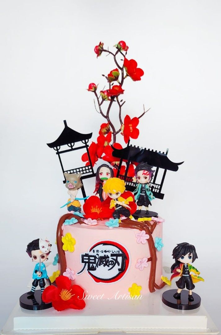 Customise buttercream cake/ popmart cake/ birthday cake, Food & Drinks ...