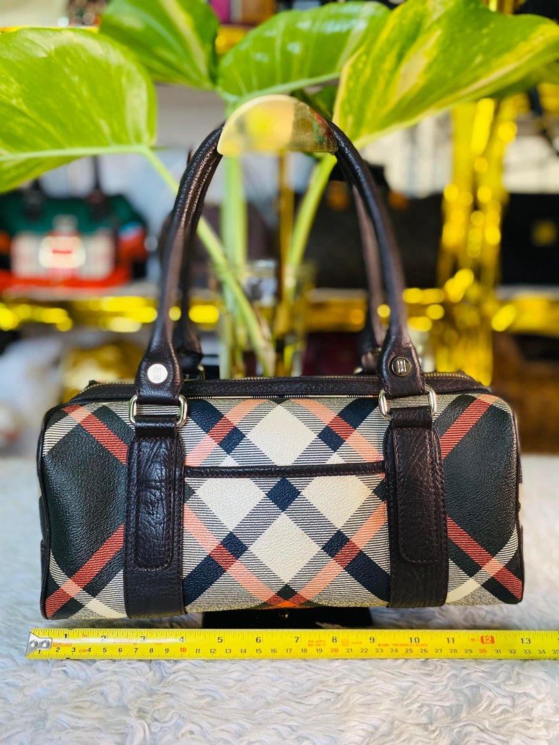 Daks London Bag, Luxury, Bags & Wallets on Carousell