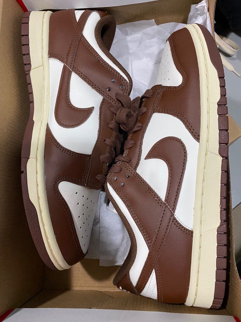 Dunk low cacao wow mocha, Men's Fashion, Footwear, Sneakers on Carousell