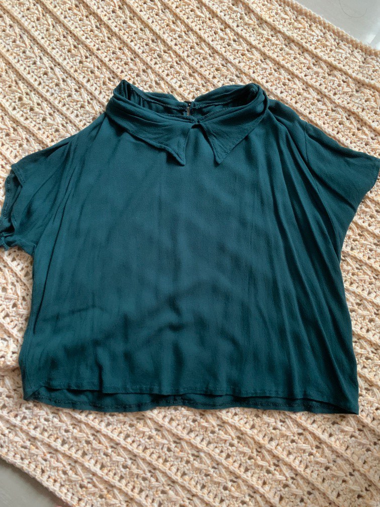 Emerald green, Women's Fashion, Tops, Blouses on Carousell