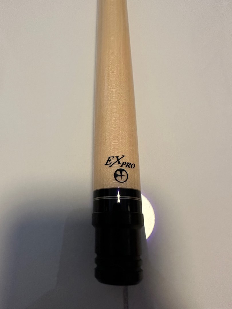 Mezz Expro shaft, Sports Equipment, Sports & Games, Billiards & Bowling ...