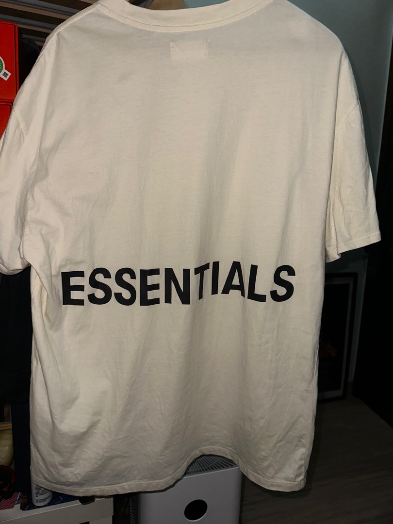 Fear of god essentials cream tee, 男裝, 上身及套裝, T-shirt、恤衫、有領衫 - Carousell