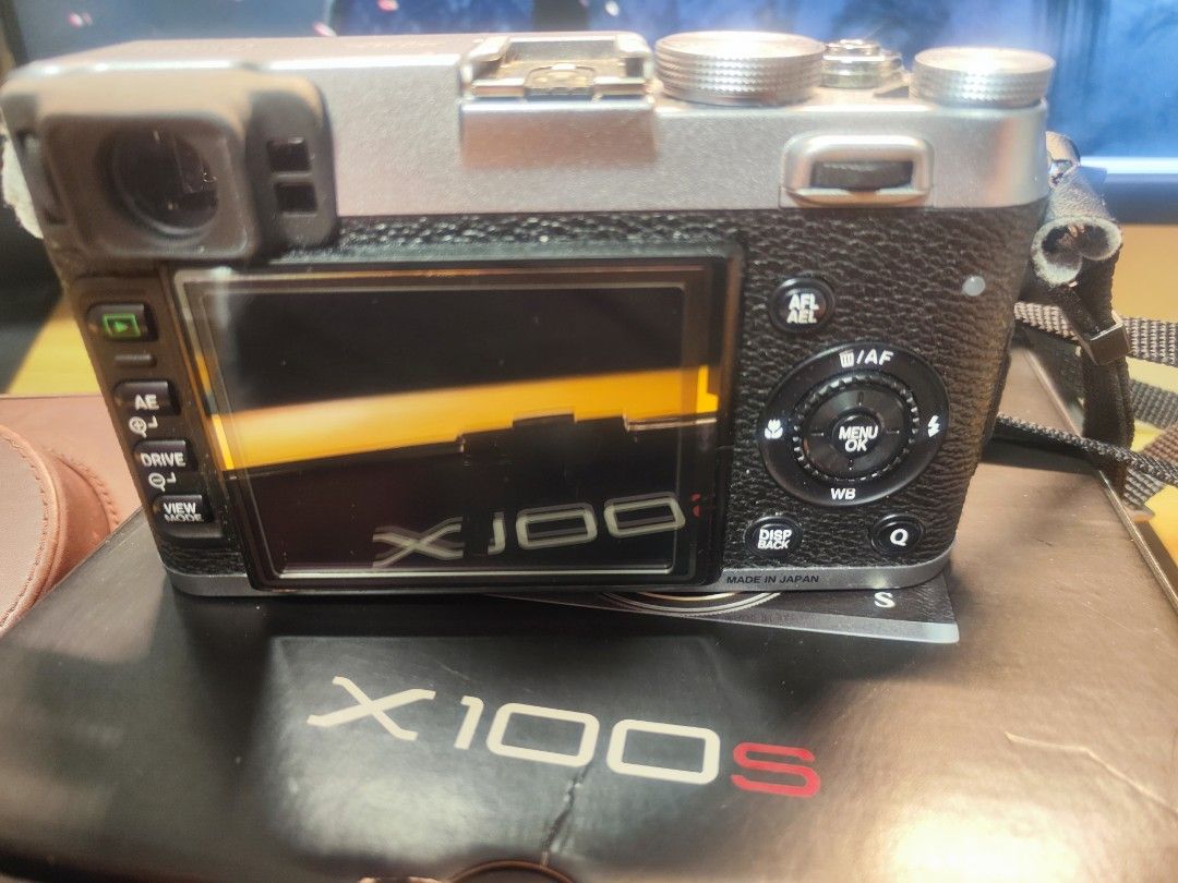 Fujifilm X100s (Full Set), Photography, Cameras on Carousell