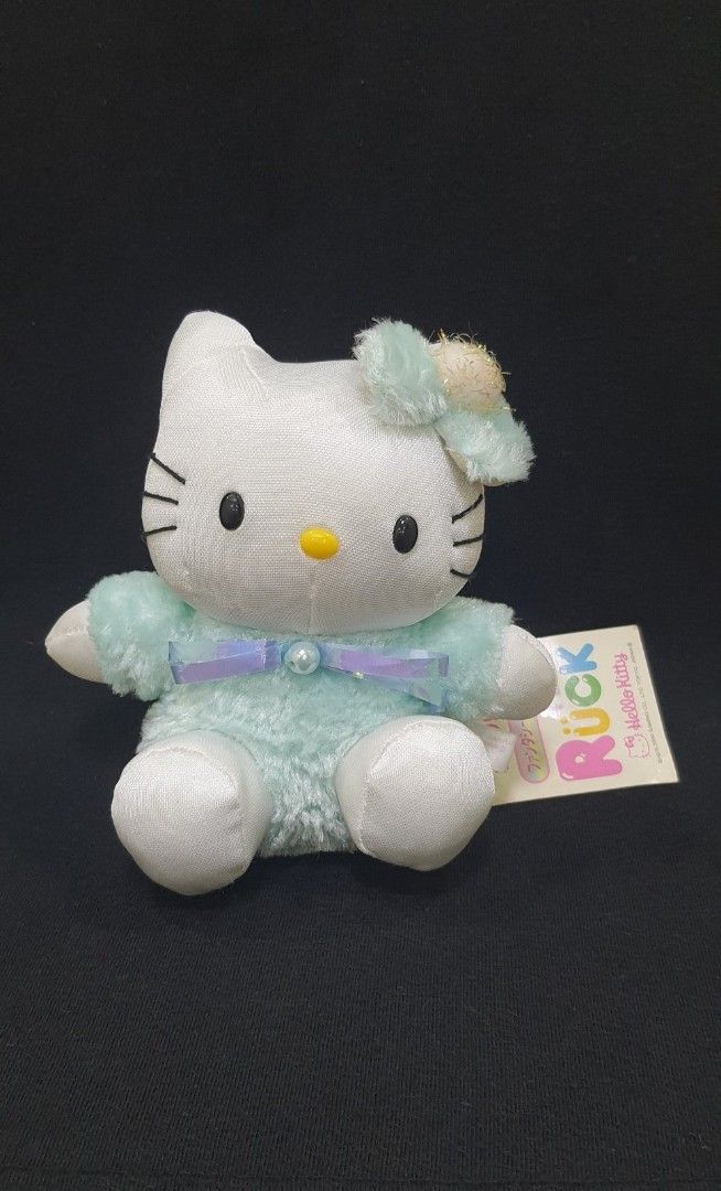 Hello Kitty Vintage Plush Purse, Hobbies & Toys, Toys & Games on Carousell