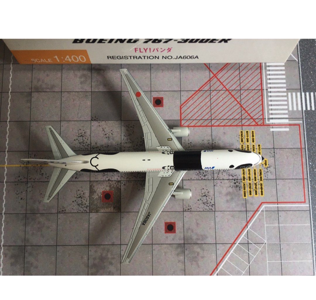 Herpa 1/400 ANA B767-300ER Panda JA606A, Hobbies & Toys, Toys & Games ...