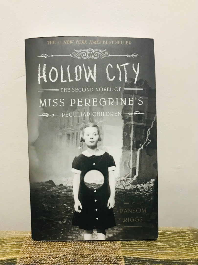 Hollow City by Ransom Riggs, Hobbies & Toys, Books & Magazines, Fiction ...