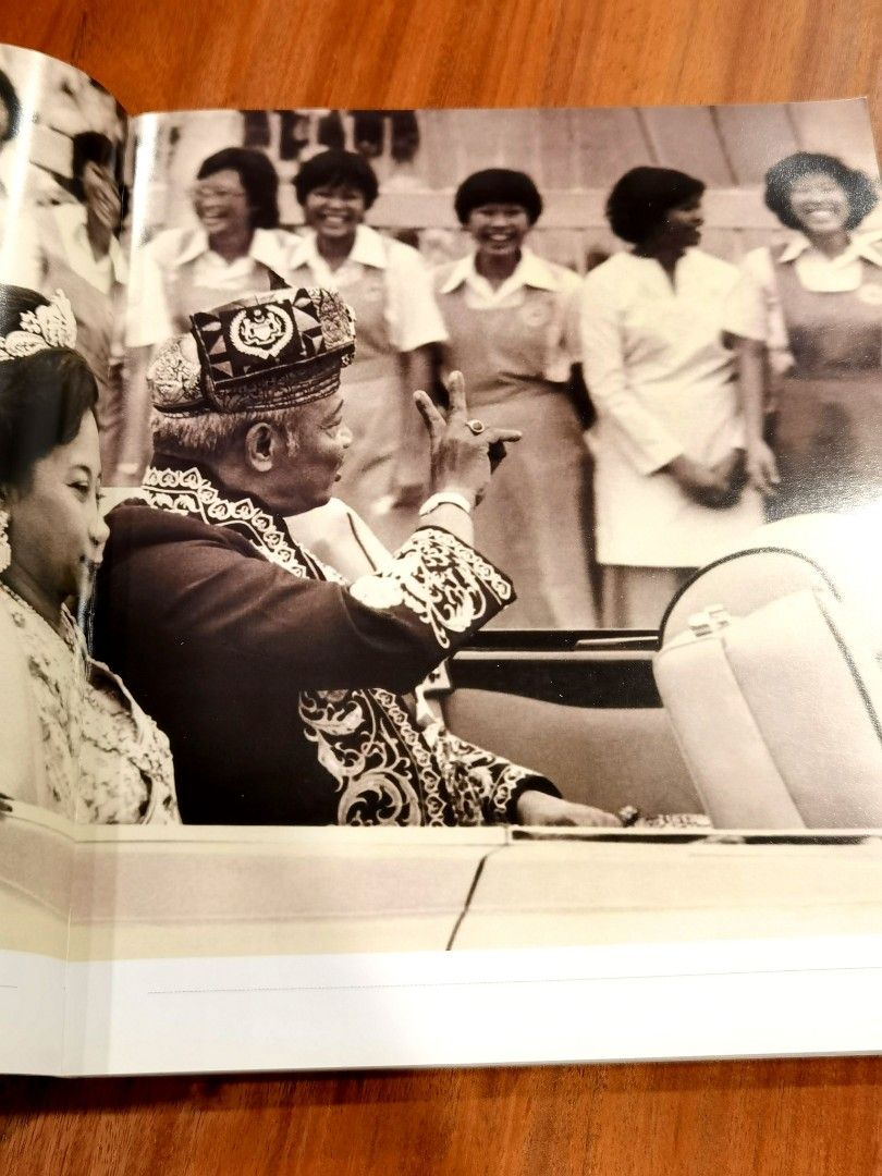 Hotshots 40 Years Of Great News Image Book By The Star Photographer Photography Shots History ...