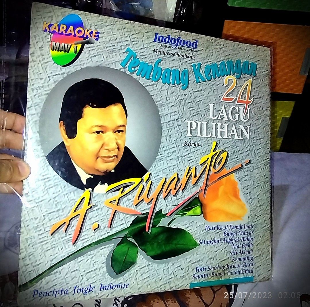 Kaset laserdisc A.RIYANTO Karaoke, Musik & Media, CD, DVD & Lainnya di Carousell