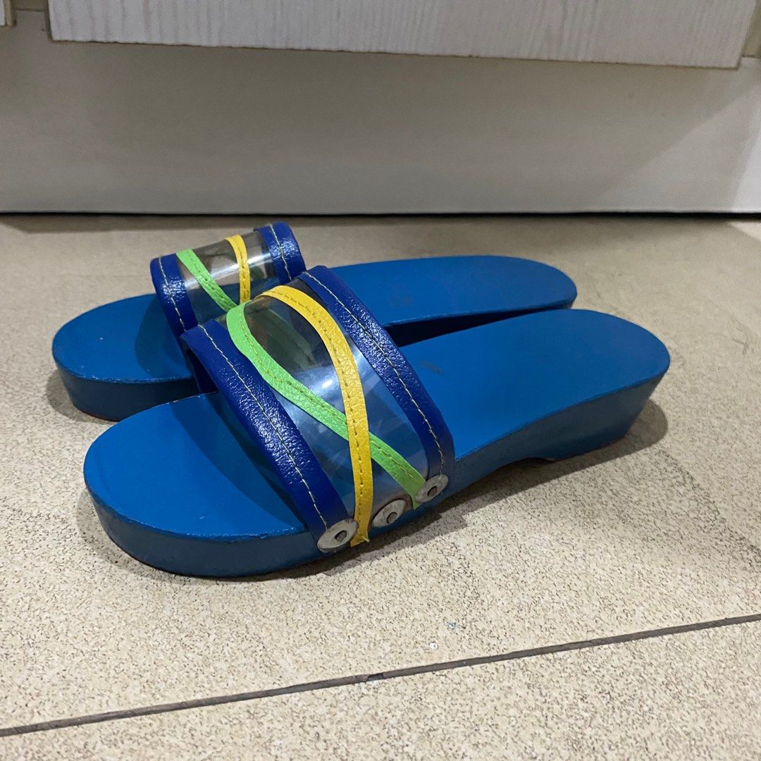 Kids Bakya wooden shoes on Carousell