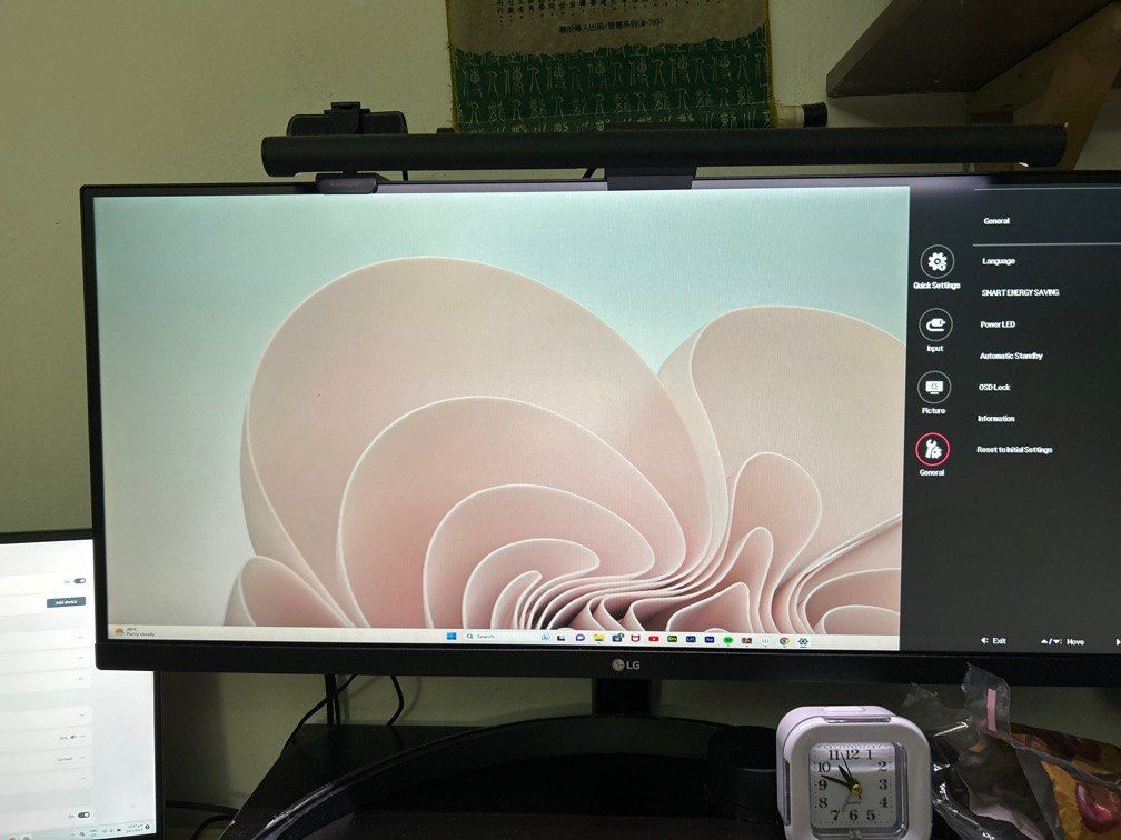 LG 29 inch ultrawide monitor 29WP500-B, Computers & Tech, Parts ...