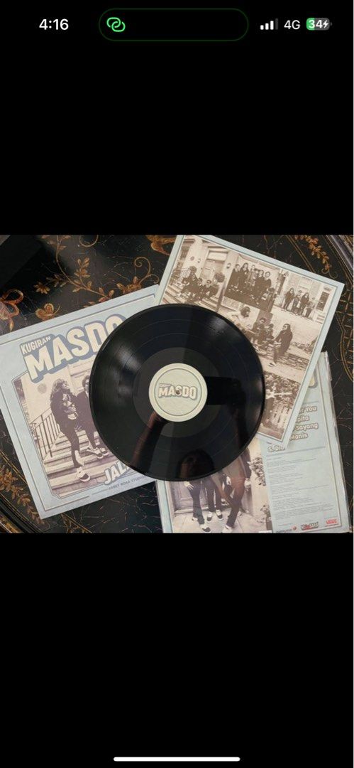 Masdo Jalan Abbey LP, Hobbies & Toys, Music & Media, Vinyls on Carousell