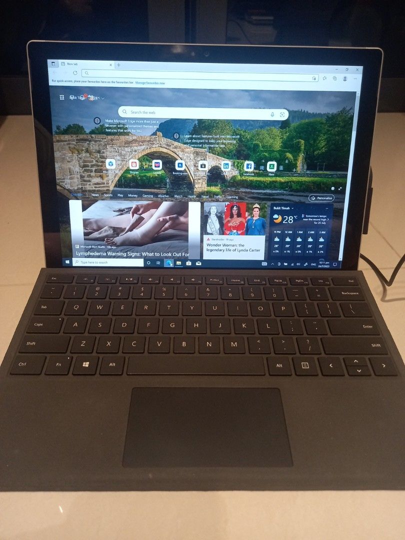 Microsoft Surface Pro, Computers & Tech, Laptops & Notebooks on Carousell