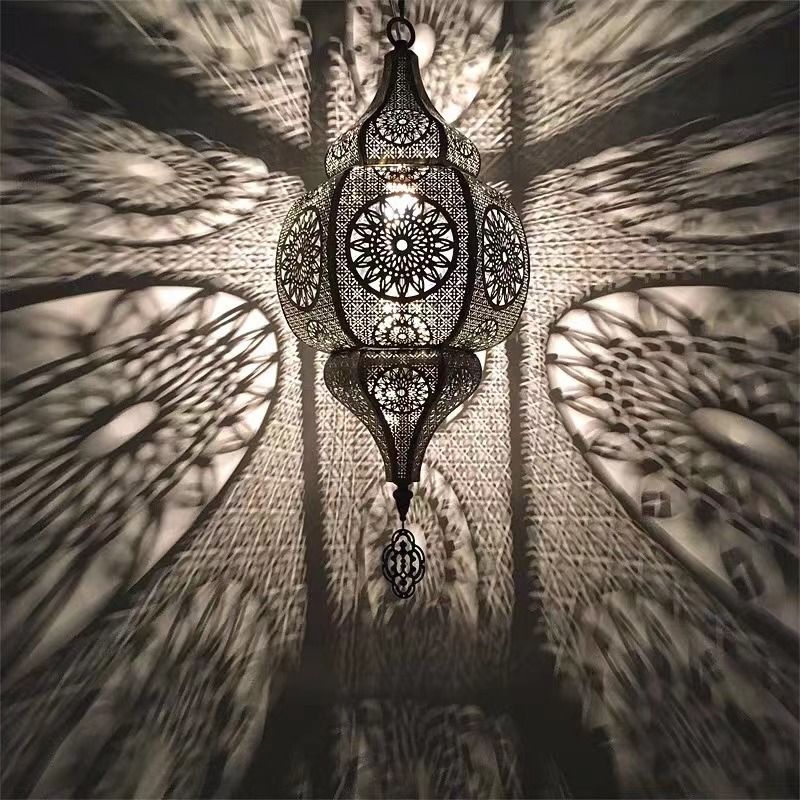 Moroccan Style Hanging Lantern Ceiling Light, 傢俬＆家居, 燈飾及風扇, 燈飾 - Carousell