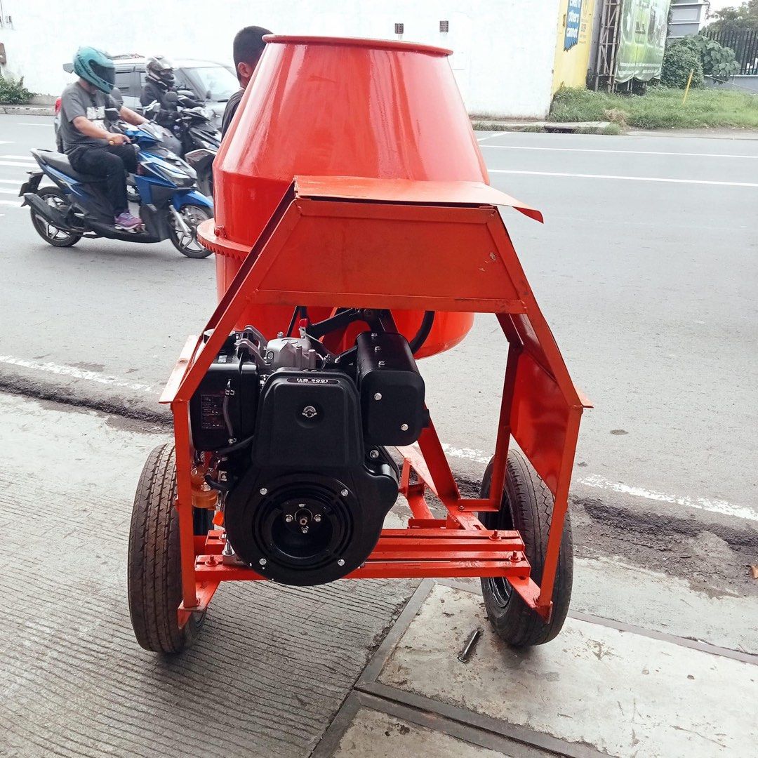 One Bagger Cement Mixer w/ Hakata Japan Diesel Engine 10hp, Commercial ...
