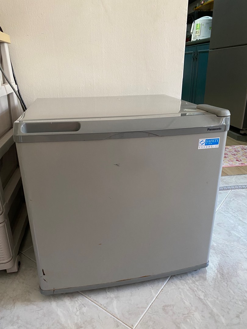 Panasonic mini fridge for sales, TV & Home Appliances, Kitchen ...