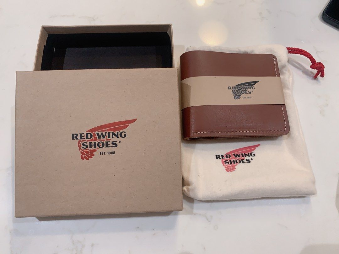 Red Wing Wallet, Men's Fashion, Watches & Accessories, Wallets & Card ...