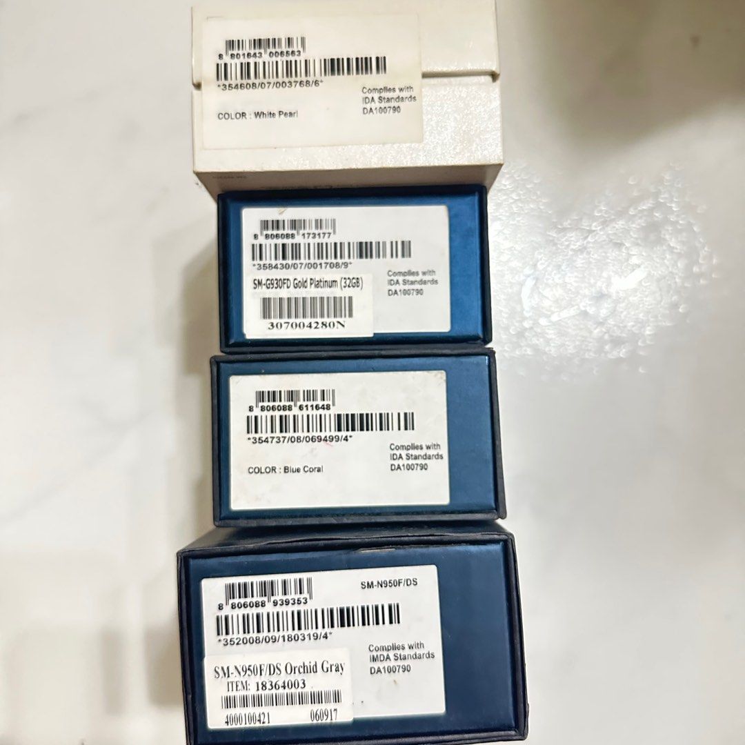 Samsung Phone Box, Mobile Phones & Gadgets, Mobile & Gadget Accessories ...