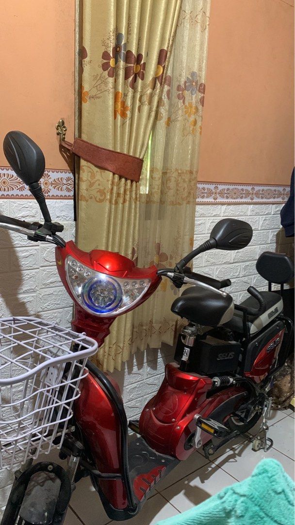 Selis Murai Sepeda Listrik merah on Carousell