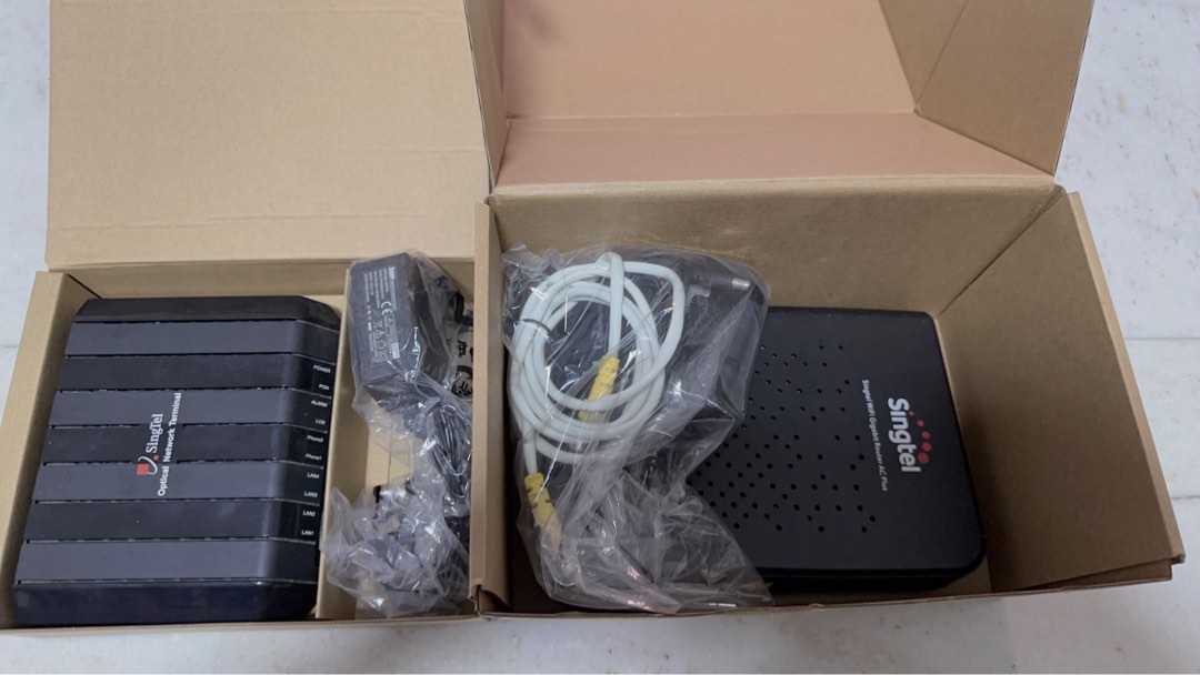 Singtel Optical Network Terminal(ONT) & Wifi GPS Router AC plus ...