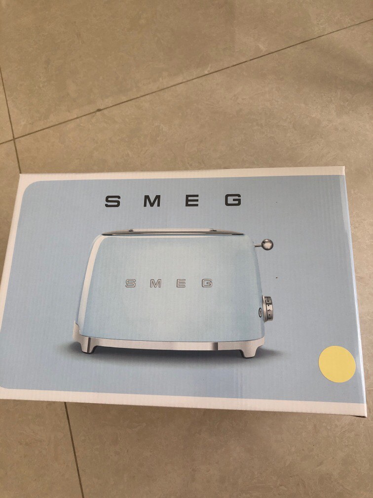 Smeg yellow bread toaster, TV & Home Appliances, Kitchen Appliances ...