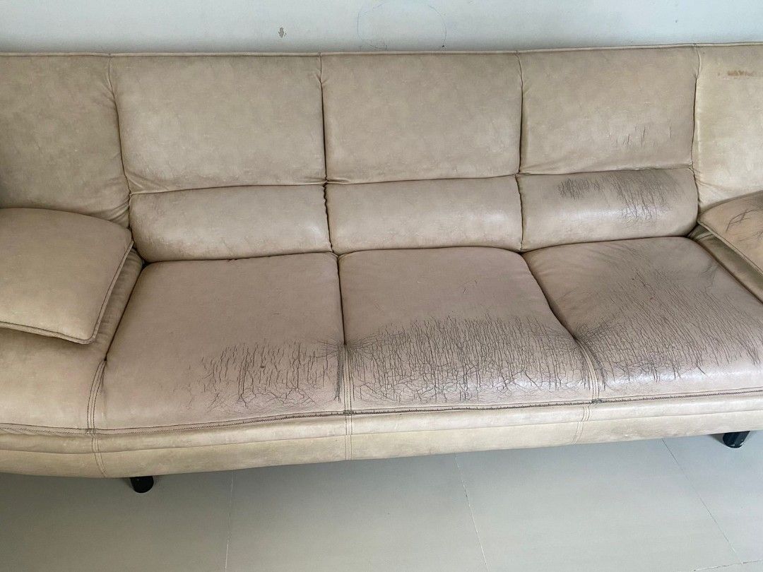 Sofa Cellini Big Size, Perabotan Rumah di Carousell
