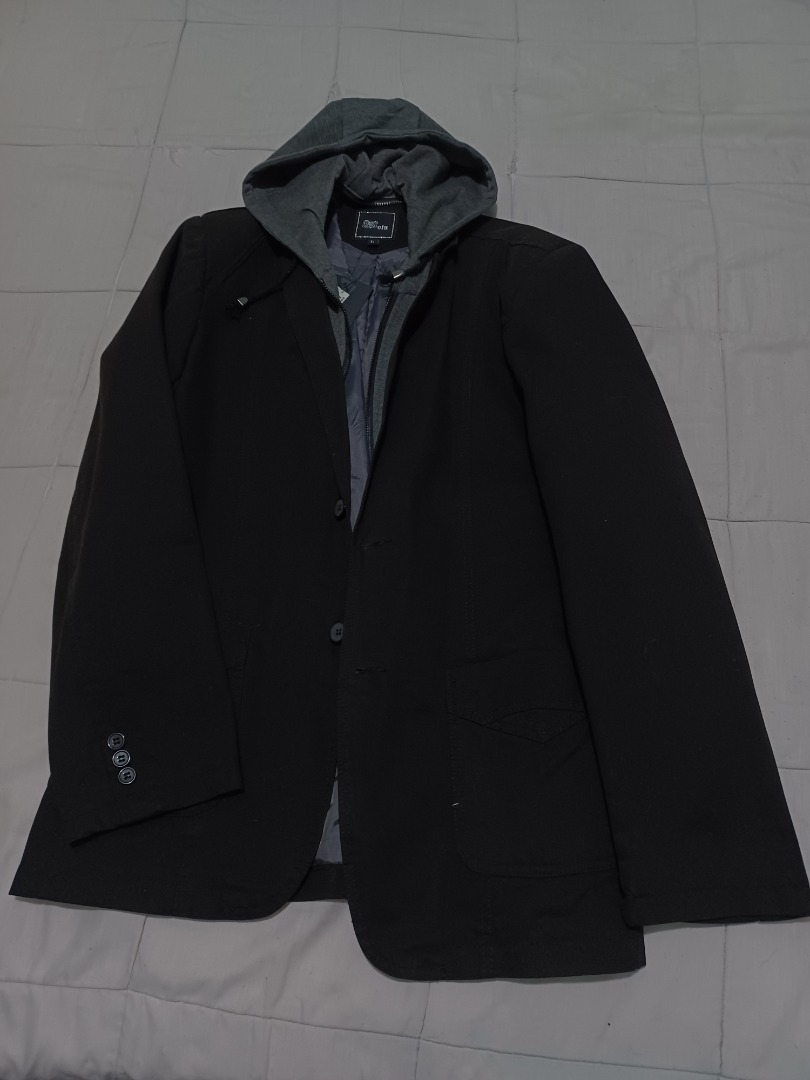 Solo Coat, Men's Fashion, Coats, Jackets and Outerwear on Carousell