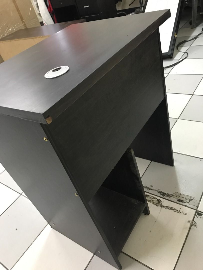 Study/Comp Table SMP 506 Wng G775 [FREE SHIPPING TO SELECTED MM / WITH ...