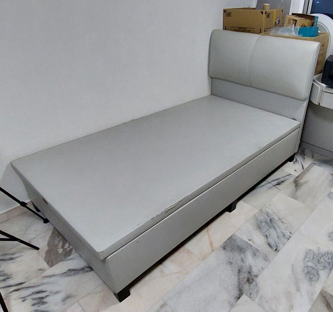 Super Singer Storage bed (without mattress), Furniture & Home Living ...