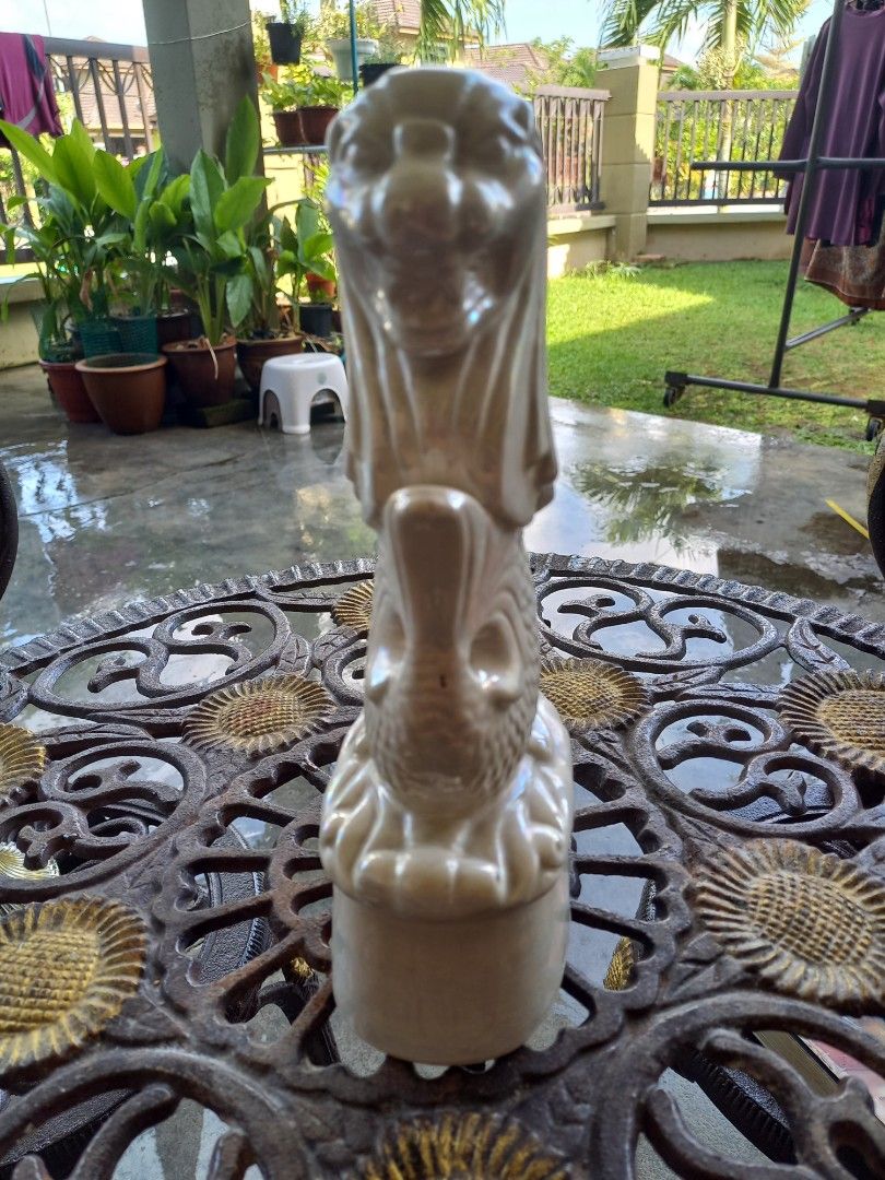 Tabung singa laut, Hobbies & Toys, Collectibles & Memorabilia, Vintage ...
