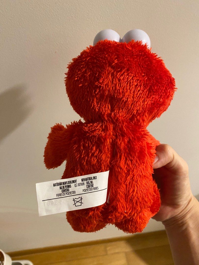 Tickle me Elmo original, Babies & Kids, Infant Playtime on Carousell